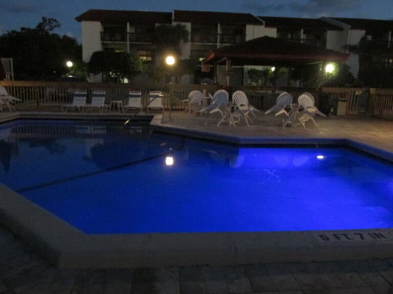 Florida Bay Club | Key Largo, FL Hotel | Florida Keys Hotel | Grounds